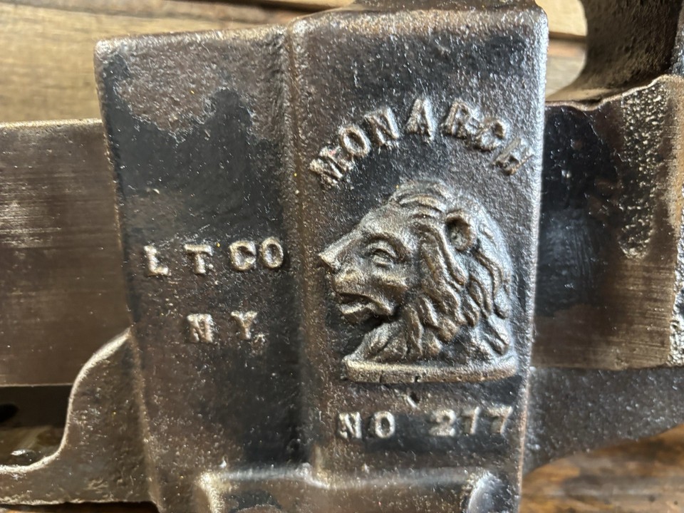 Lewis Tool Company Monarch 217 Bench Vise | eBay