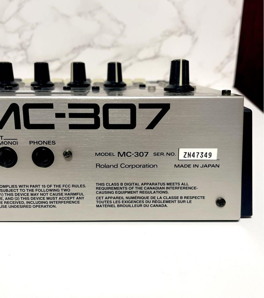 Roland MC-307 Groovebox Drum/Rhythm Machine Sequencer USED | eBay