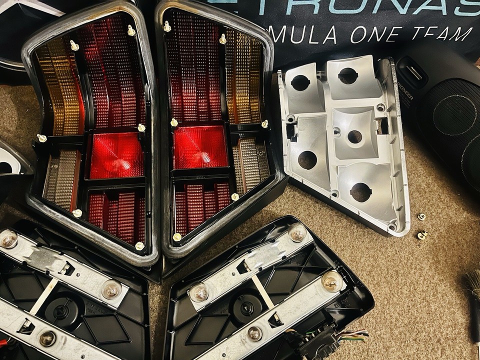 OEM Mercedes W124 Rear Tail Lights Kit L &R Made In Germany 1248200164 ...