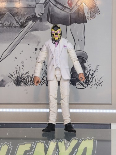 Invincible Machine Head Custom Figure | eBay