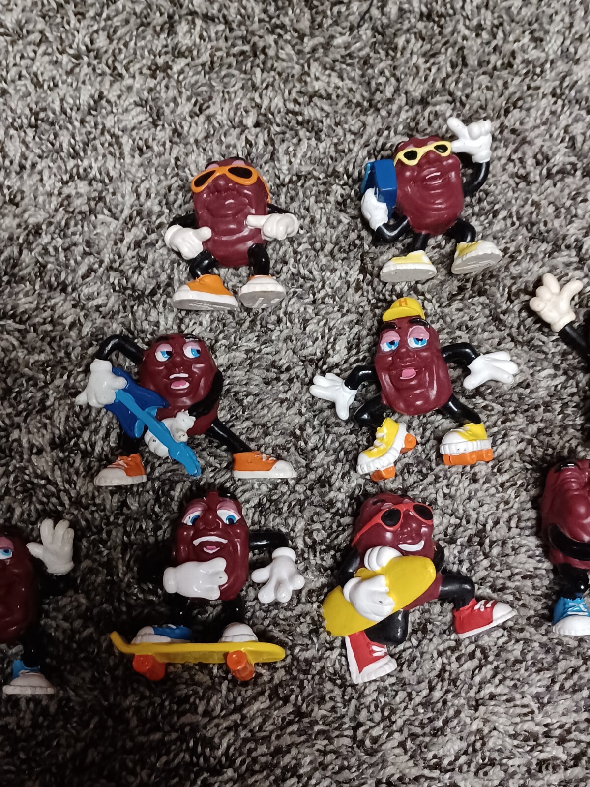 Large lot of 19 California Raisins PVC Figures Toys | eBay