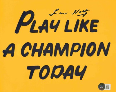 LOU HOLTZ SIGNED NOTRE DAME PLAY LIKE A CHAMPION TODAY SIGN 8X10 PHOTO ...