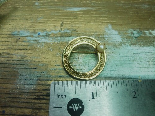 Gold Color Pin Brooch Circle with Faux Pearl Vintage | eBay