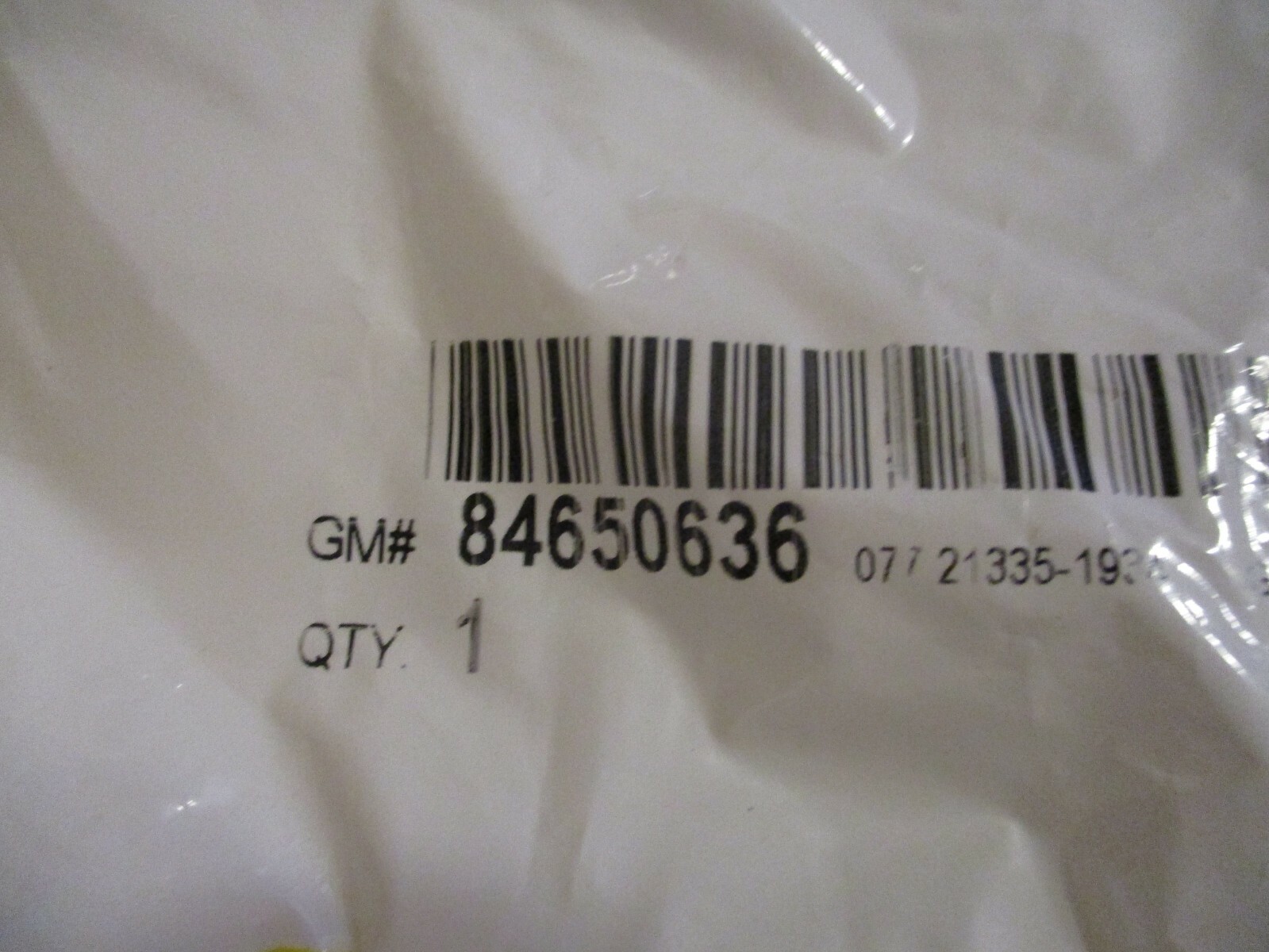 Genuine GM Lower Retainer 84650636 | eBay