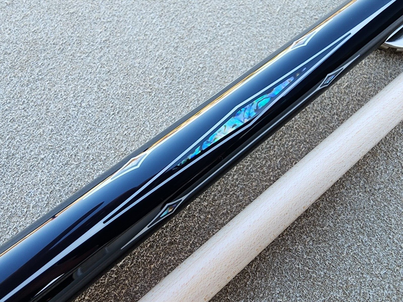 Lucasi Custom + Hybrid LHC99 Pool Cue, wrapless, 10-Piece Radial TSC ...