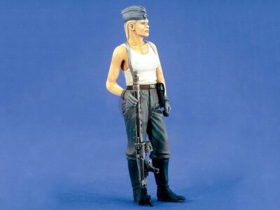 Verlinden 120mm 1/16 Elsa Volkssturm Woman Conscript MG 42 Berlin 1945 ...