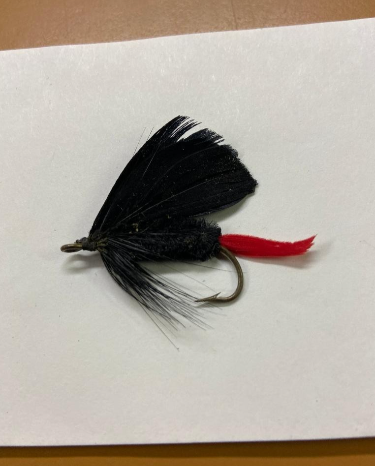 Vintage Small Fly-Fishin Hand Made Lure Black & Red Mini Fur Feather | eBay