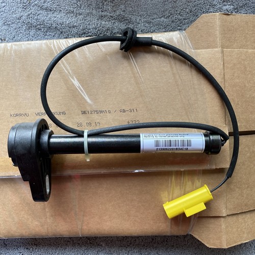 A2139062201 GENUINE MERCEDES BENZ W213 W238 W257 C257 BONNET HINGE ...