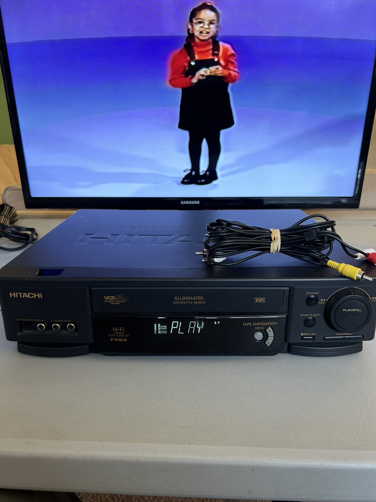 HITACHI VT-F494A VCR VHS RECORDER 4 HEAD VCR PLUS+, W/AVL CABLES, No ...