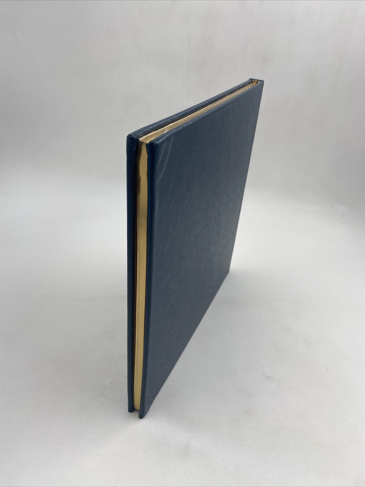 Pictures by JRR Tolkien Selection And Text By Christopher Tolkien ...