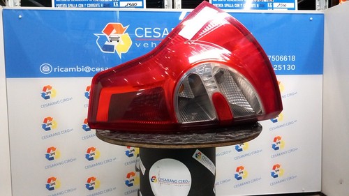 Phare Postérieurs Dx. 8200734824 DACIA Sandero ( 07/08>04/13