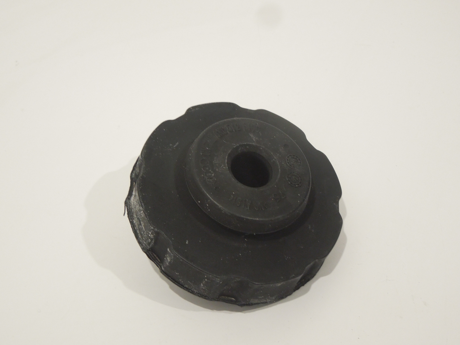 Audi A7 4G C7 Rear Spring Support Rubber Mount Upper New 8K0512149C | eBay