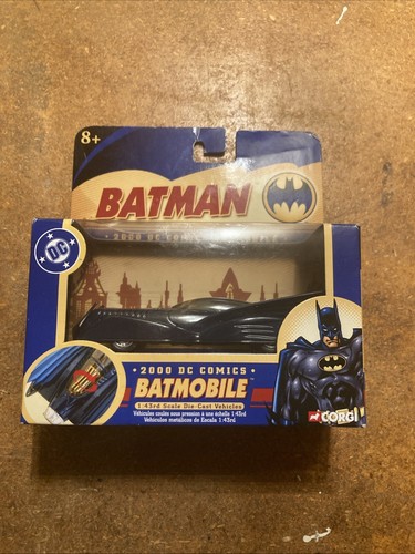 Corgi 77302 2000 DC Comics Batmobile Batman Car 2005 1:43 Scale Die ...