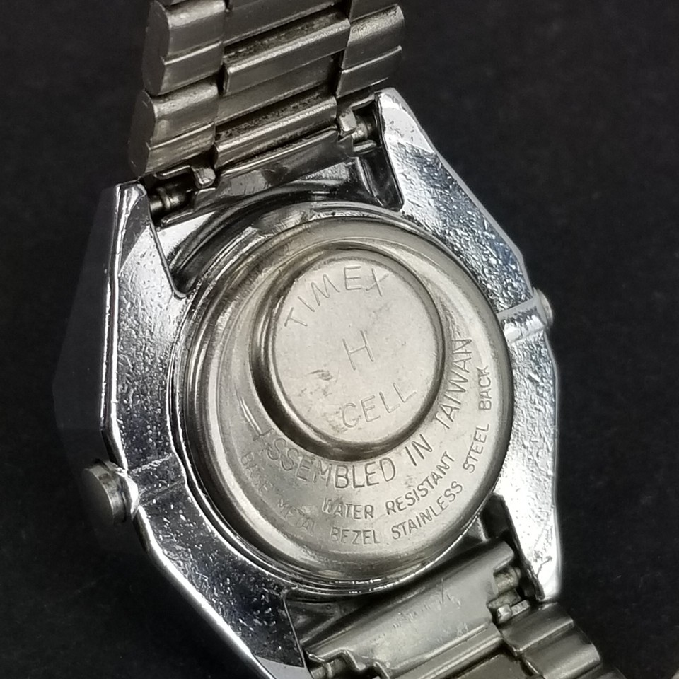 vintage digital LCD watch Timex SSQ 1970's h-cell stainless steel ...