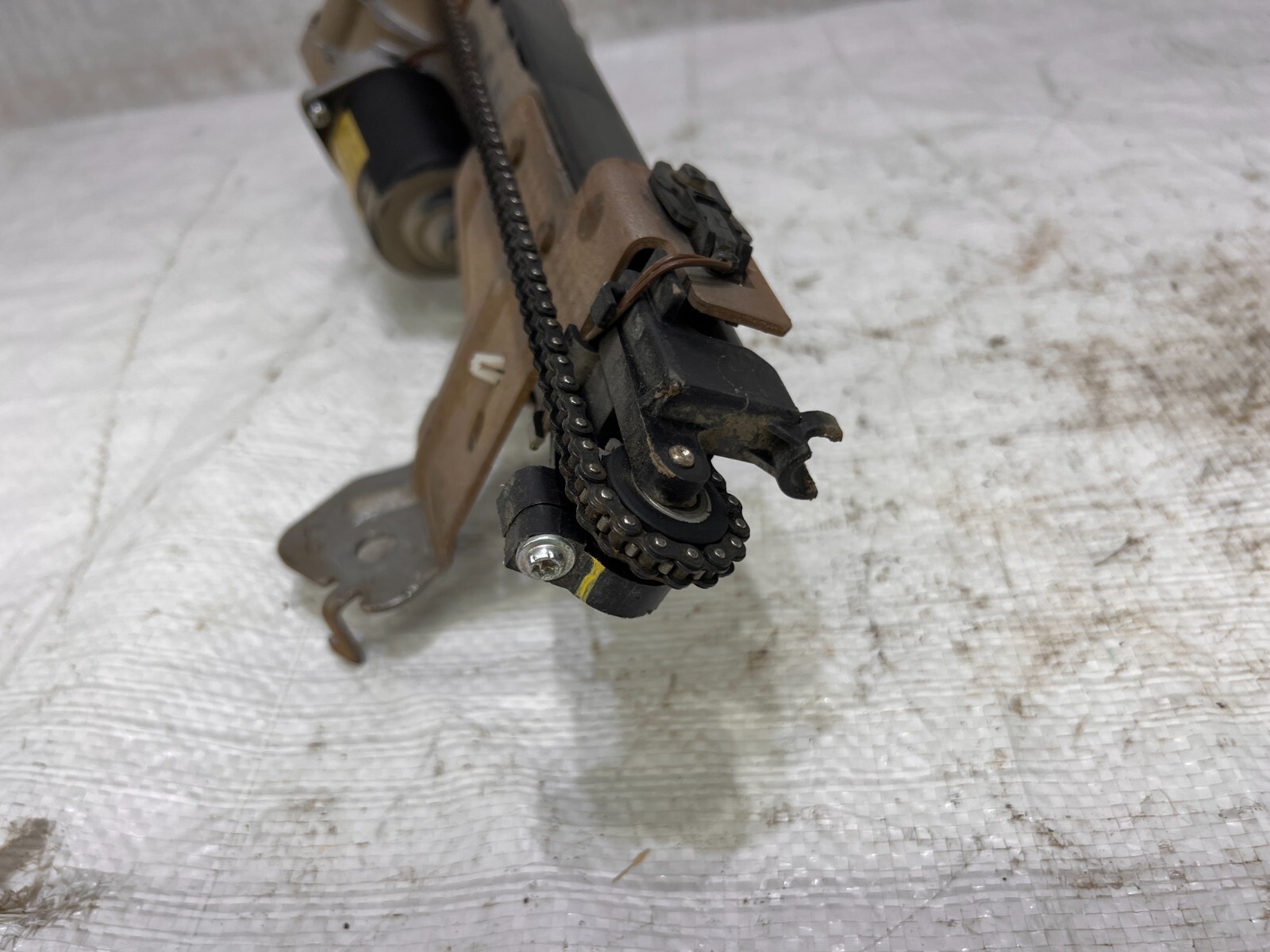 2011-2016 Chrysler Town & Country Power Liftgate Lid Pull Down Motor ...