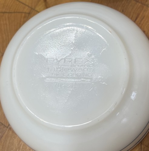 Set of 4 Vintage Pyrex White Glass With Teal Blue Band Cereal Soup Bowl ...