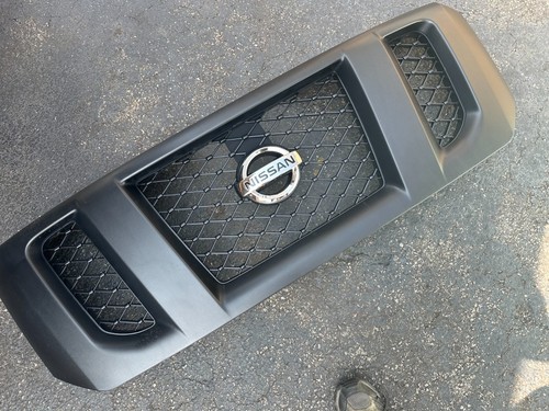 NEW OEM NISSAN NV / NV3500 2012-2021 FRONT GRILLE ASSEMBLY (BLACK) WITH ...