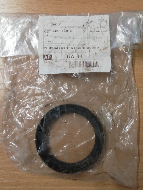 VW AUDI Golf EOS A1a3 6 Speed Dual Clutch Right Flange Shaft Oil Seal ...