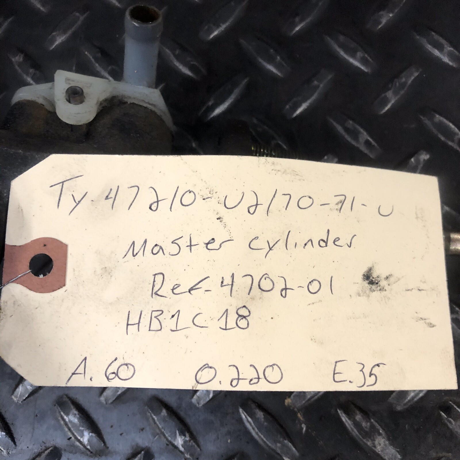 47210-U2170-71 Master Cylinder 47210U217071 Toyota 7FGU15 Ref# 4702-01 ...