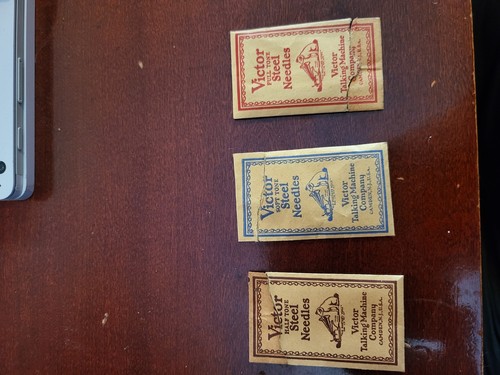 *Some Needles (Unkown Sizes) Victor Victrola RE-45 Needle Open Sample ...