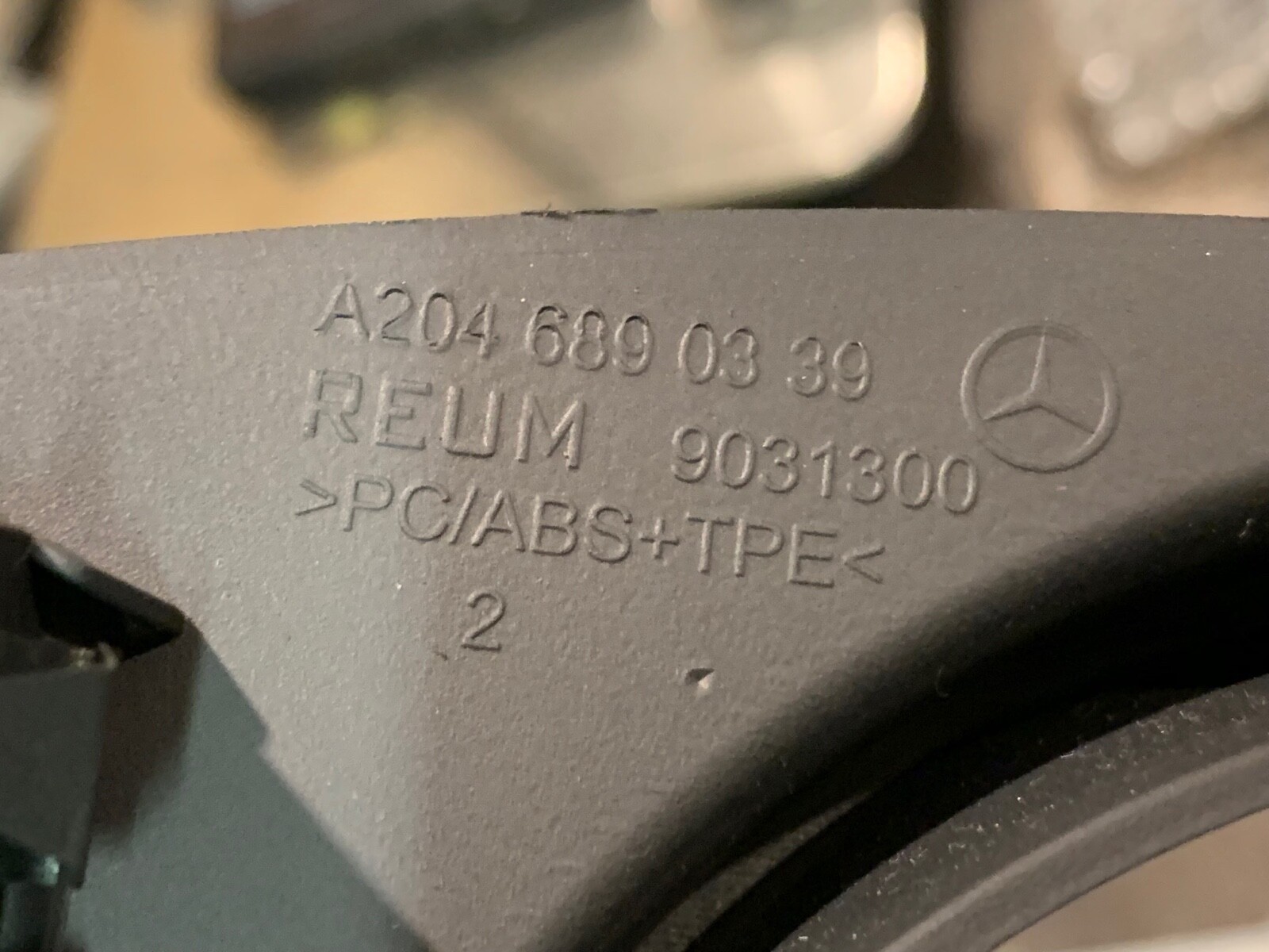 MERCEDES BENZ W204 RHD FL DASHBOARD CLUSTER SURROUND A2046890139 ...