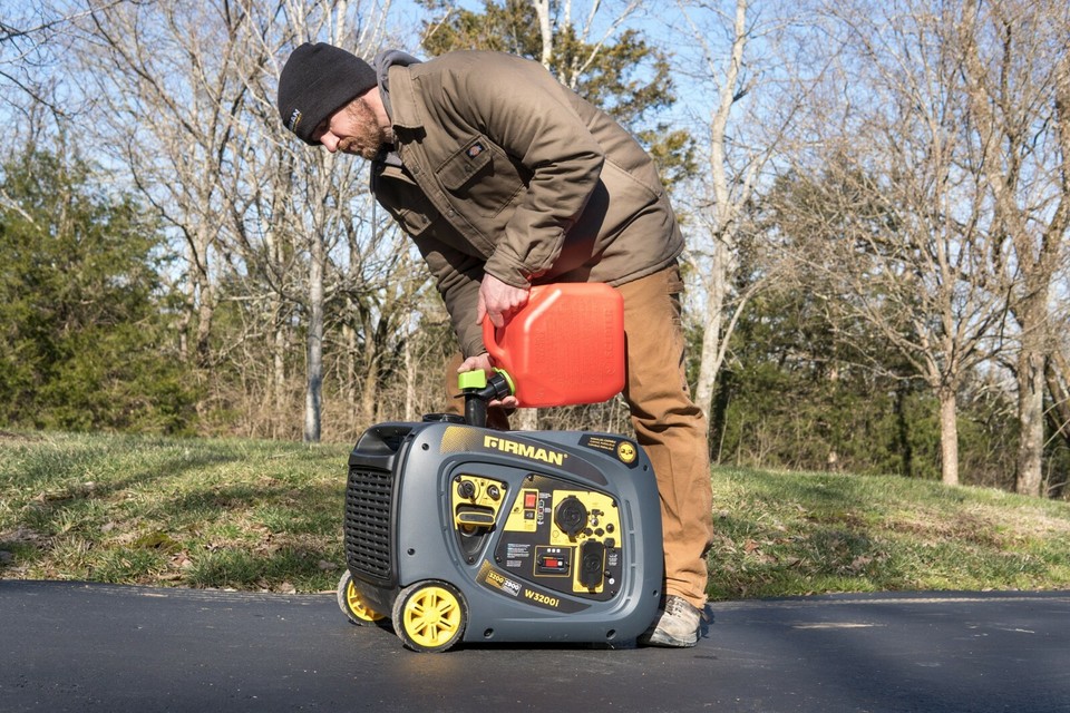 FIRMAN W02981F 3200/2900 Watt Recoil Start Inverter Generator ...