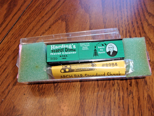 Roundhouse a 8936 N-scale Harding Teapot Dome Naval Cleaner Boxcar ...