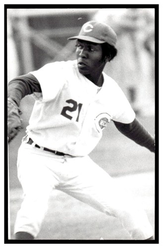 Tom Hall Cincinnati Reds Vintage Baseball Postcard PCCR | eBay