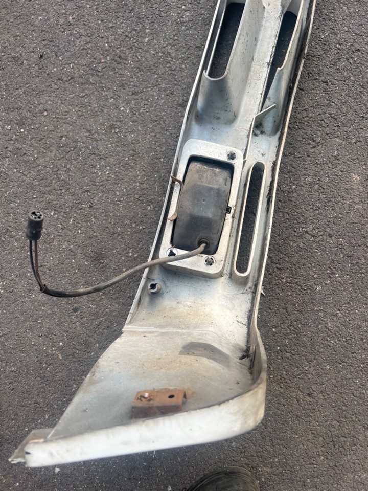 84-88 BMW E30 Front Bumper Cow Catcher Lip Early Model 325is valance ...