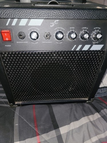 Guitar Amplifier First Act Model #Al225 | eBay