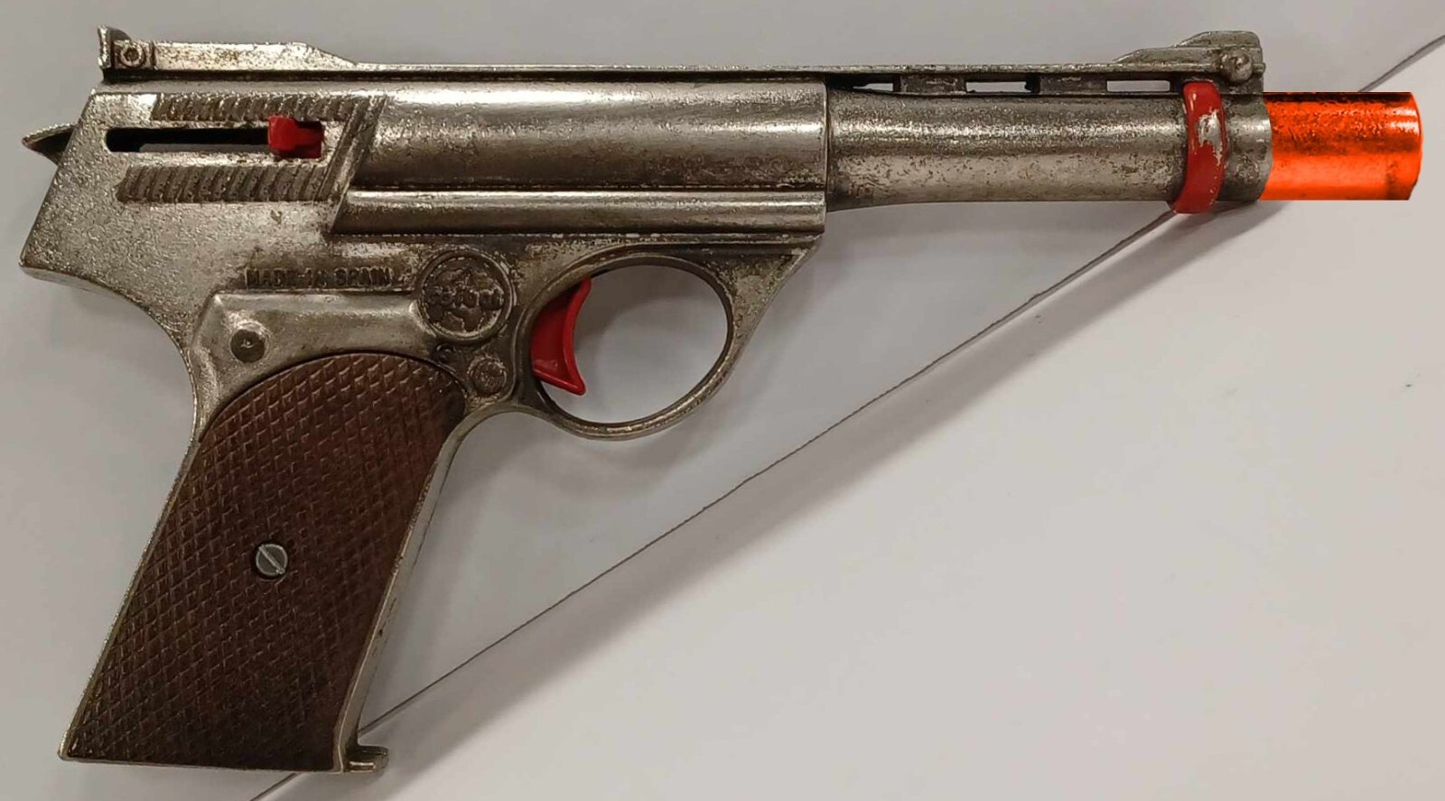 Vintage JAMES BOND TARGET Shooting GAME Metal COIBEL SURE FIRE LUGER ...