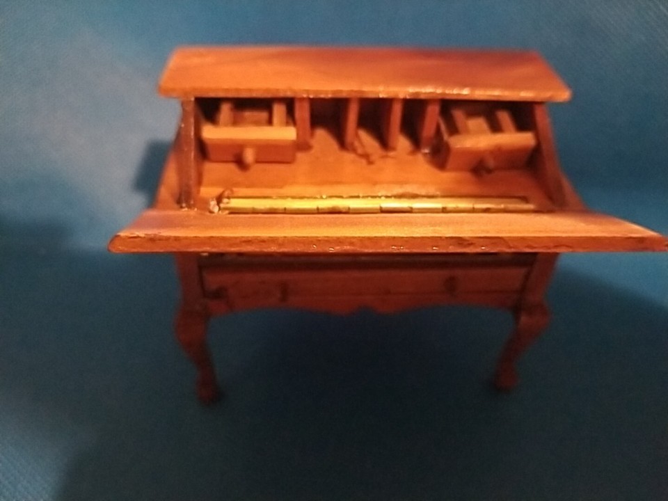 1/12 Dollhouse Miniature•Secretary Desk with Drawers & Pigeon Holes ...