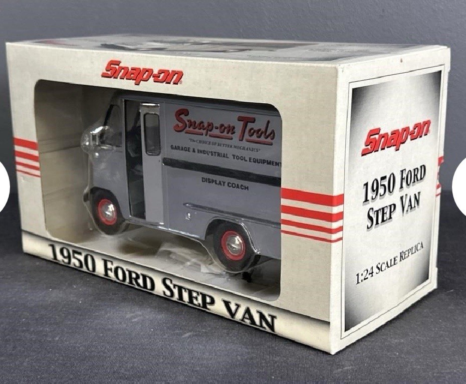 Snap on Tools 1950s ford Van Display coach 1:24 Scale 2006 | eBay