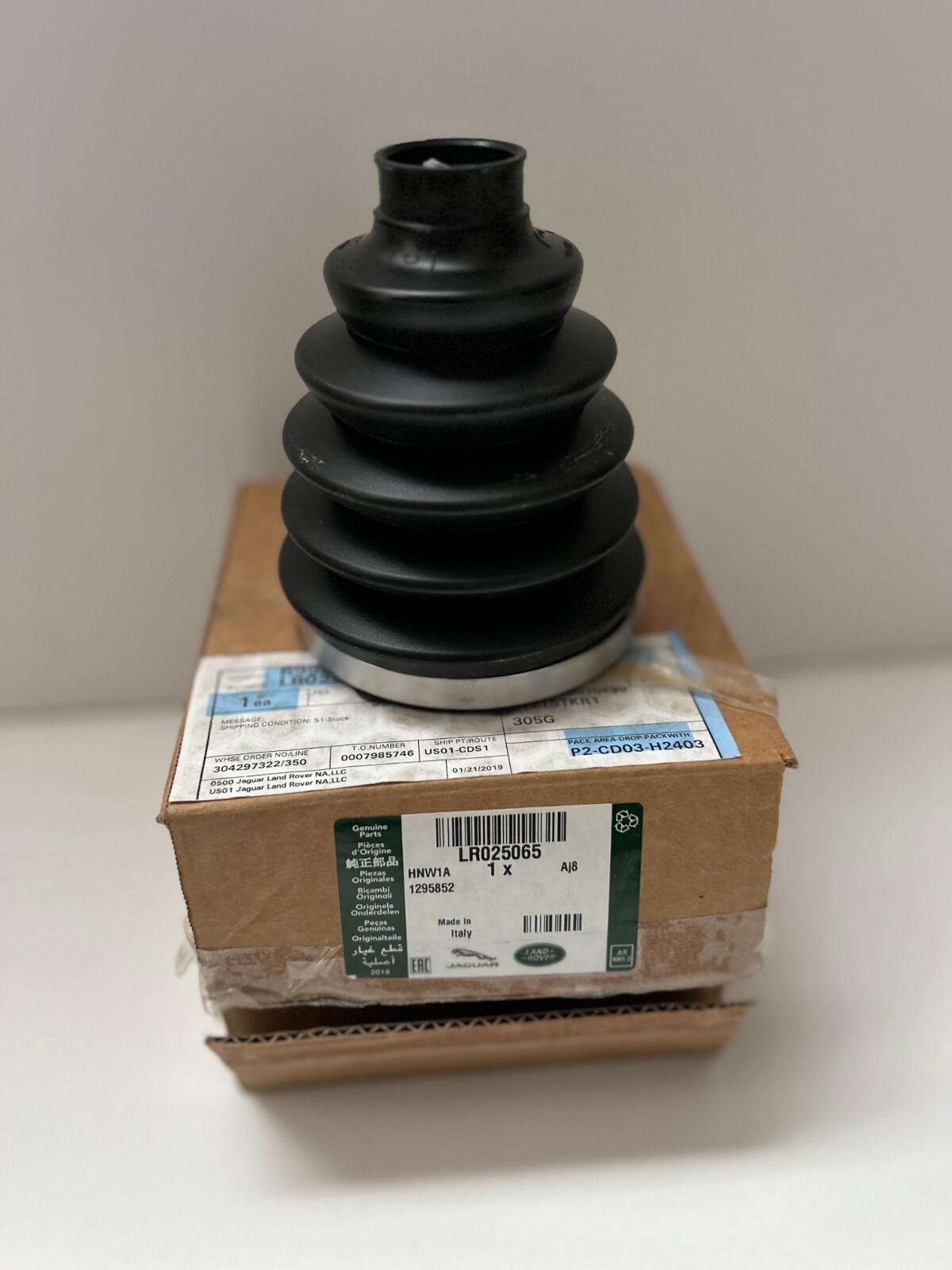 2012-2018 Range Rover Evoque - Boot Genuine OEM LR025065 | eBay