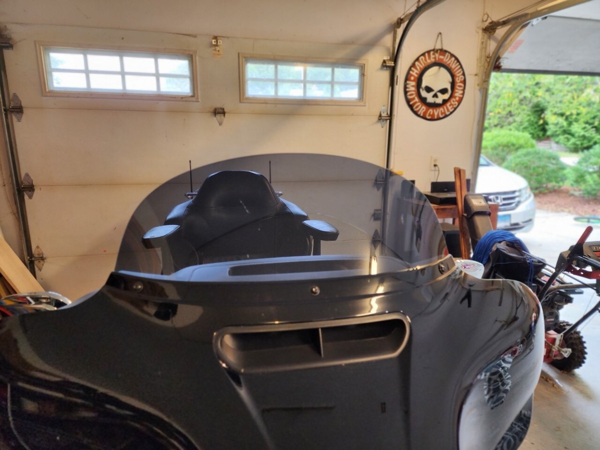 Harley Davidson Windshields With Limo Tint How To Harley Davidson