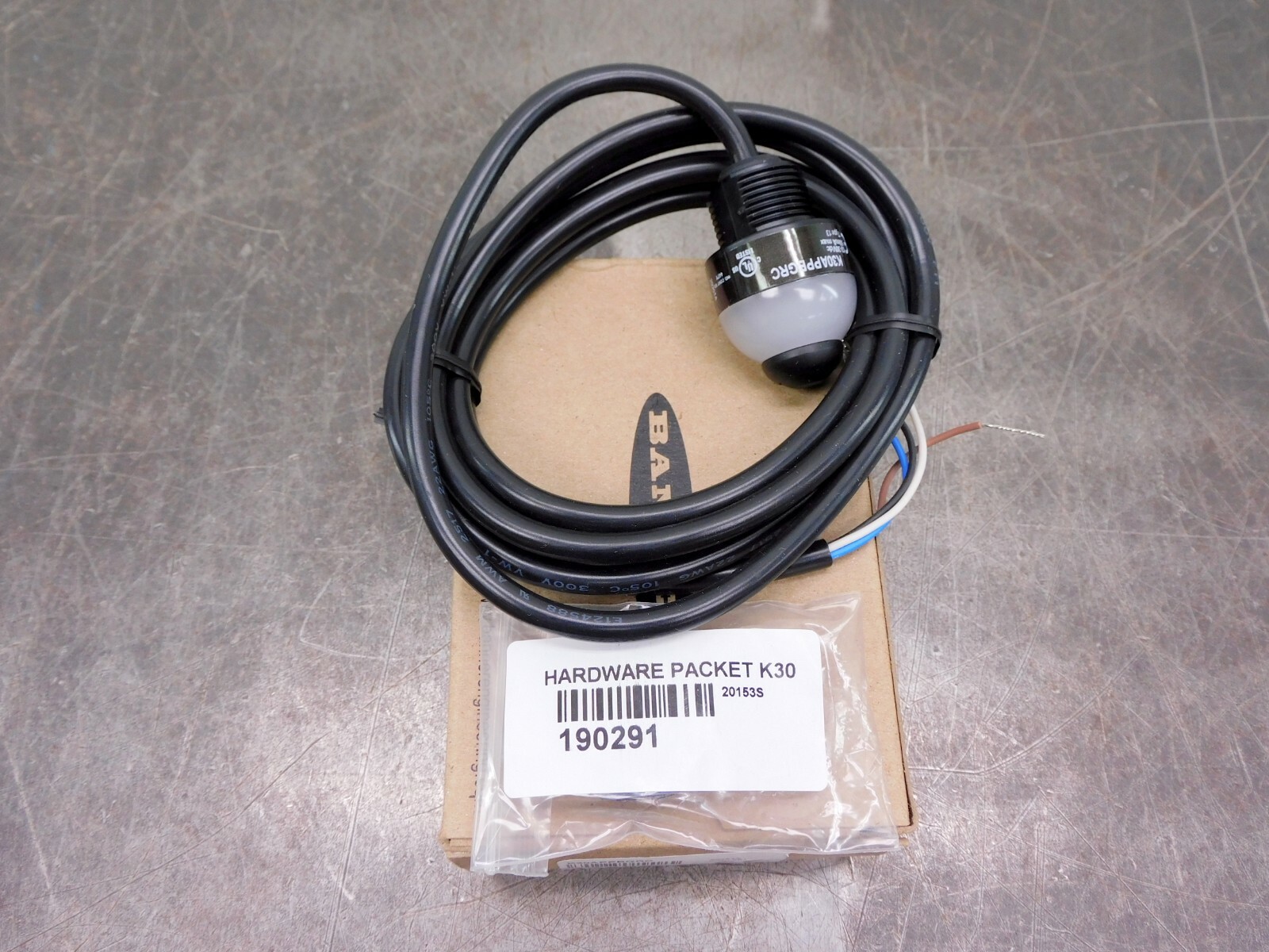 Banner Engineering K30APPBGRC 17596 2-Color Push Button Sensor, EZ ...