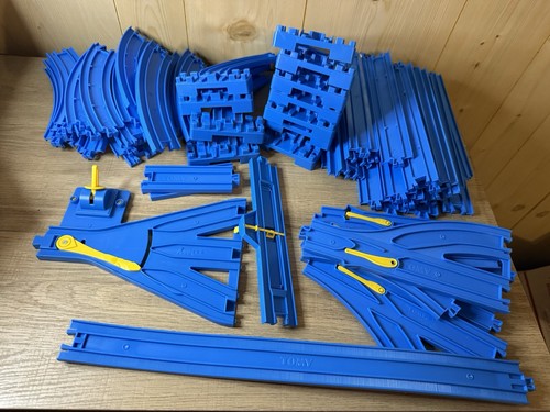 Lot of 65 + TOMY Thomas & Friends Trackmaster Blue Plastic Track 1998 ...