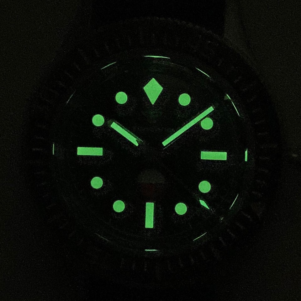 Radiation Dial 50-Fathoms Sapphire Glass Men Retro 40mm NH35A Automatic ...