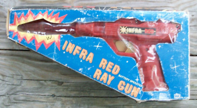 VINTAGE SCI-FI TOY SPACE GUN Battery Operated ORIGINAL BOX Laser Ray ...