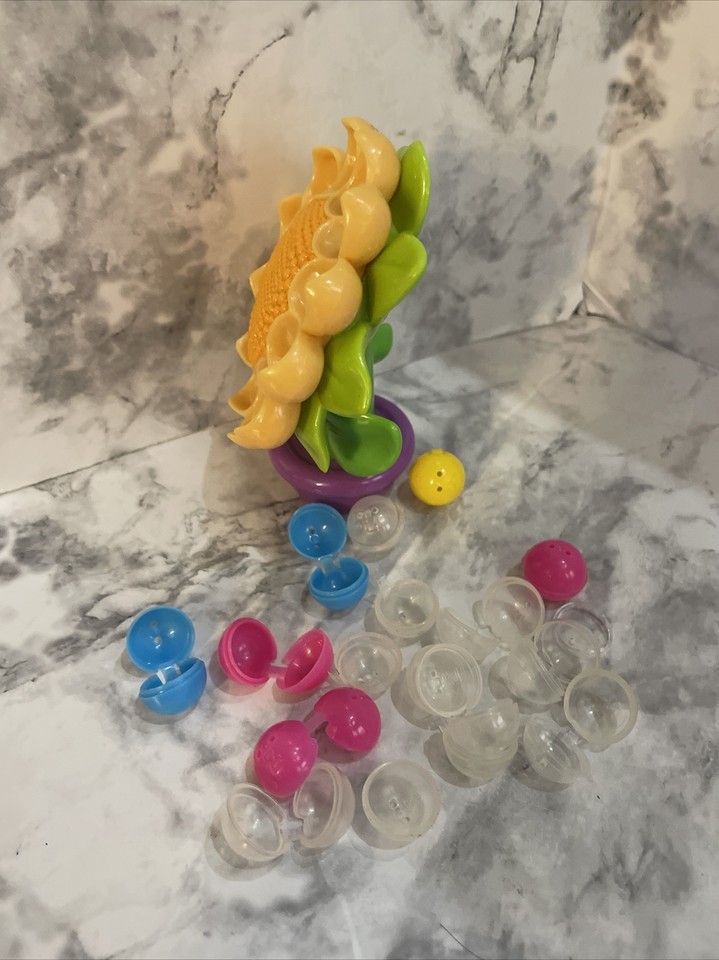 Squinkies Zinkies Snug As A Bug Sunflower Mini Figures Bubble Ball ...
