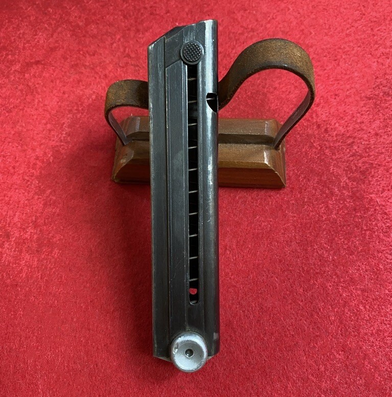 Excellent Original WW2 German Luger Magazine -122 Code WaA 37 - Haenel ...