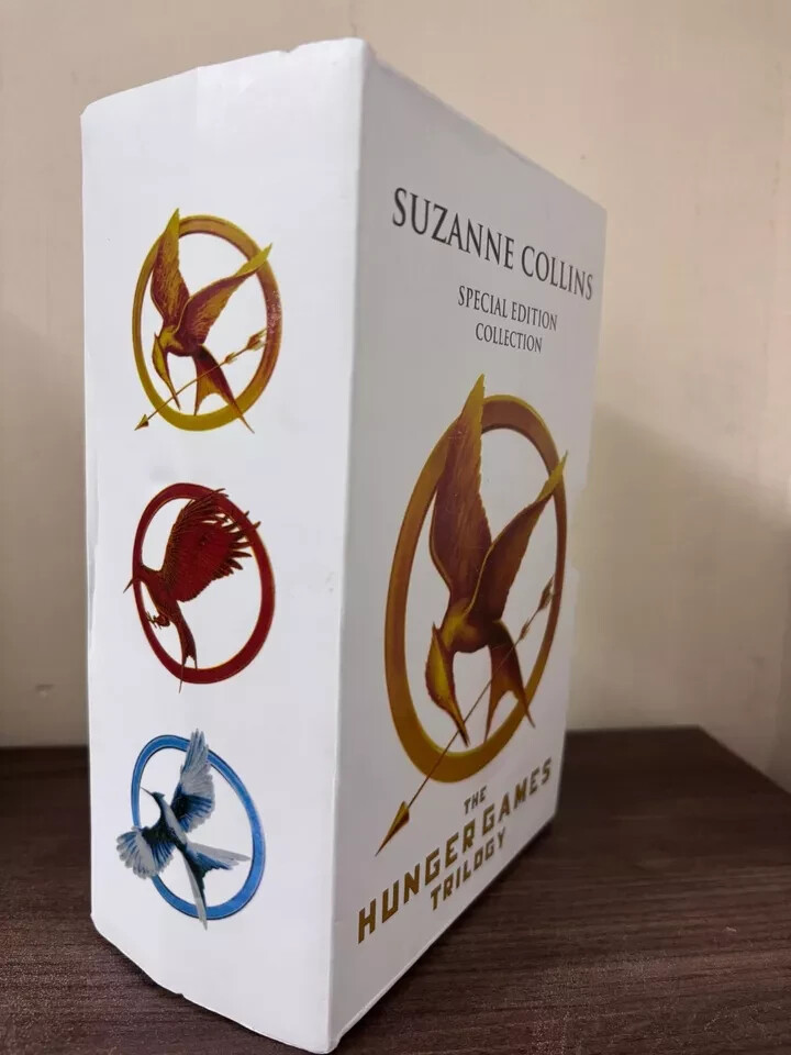 The Hunger Games Series by Suzanne Collins, Paperback...(3 Book Box Set ...