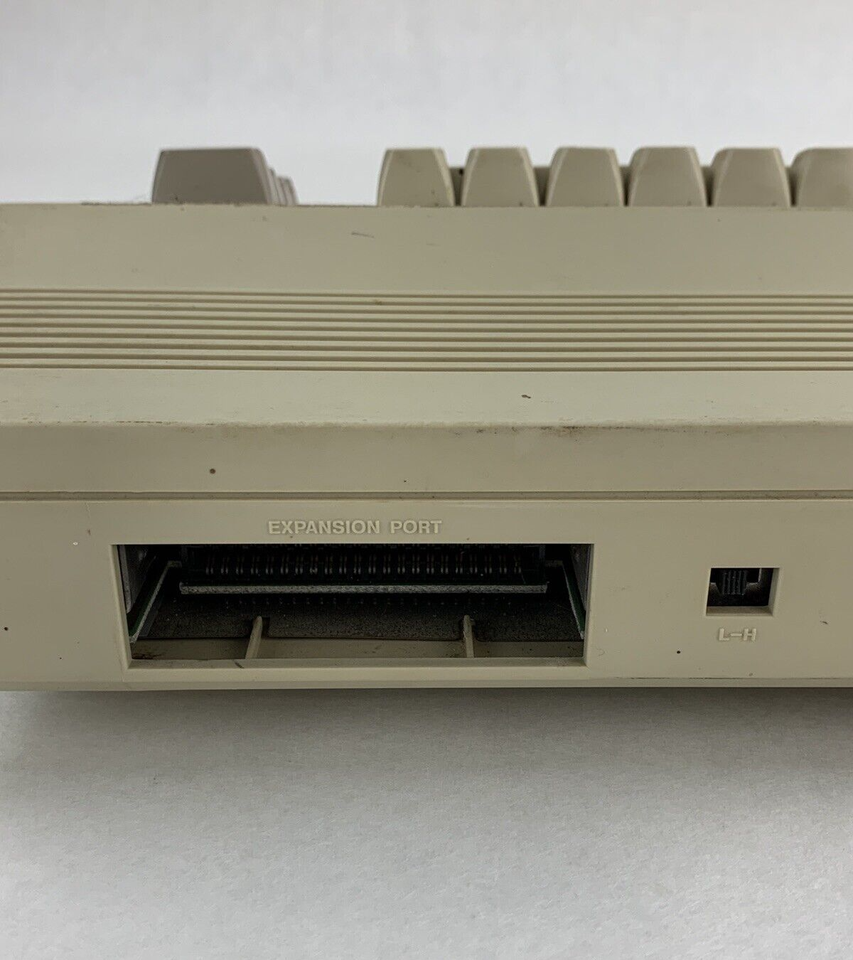 Commodore 64 64C Computer System Boots w/PSU, NKP Deluxe Keypad, and ...