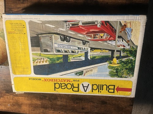 VTG LESNEY MATCHBOX BR1 BUILD A ROAD SET W/BOX | eBay
