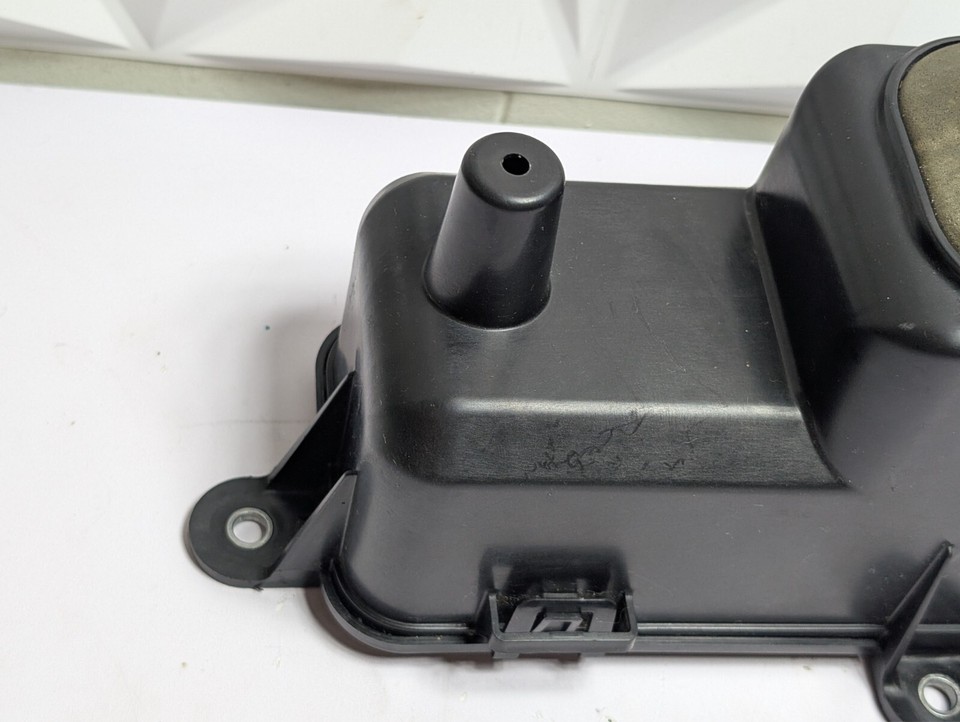 OEM 10-16 Cadllac SRX Tailgate HYDRAULIC PUMP Motor Cylinder Lift ...