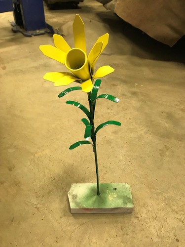 All Recycled Metal Welded Yellow Lilly Flower Garden Stake Yard Art ...