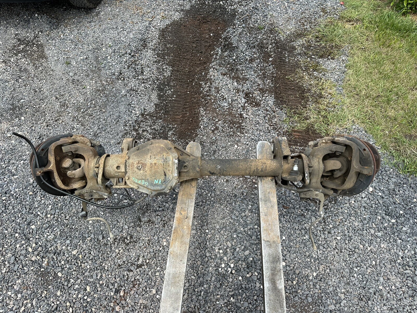 08 09 10 FORD F350 6.4L 4x4 4.10 Dually Front Axle | eBay