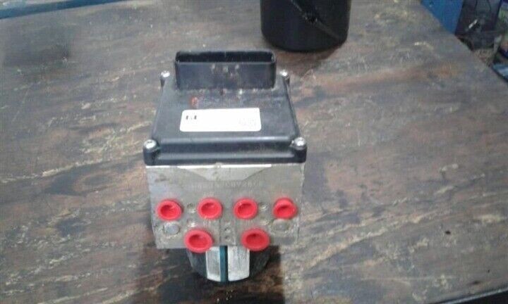 2012-2014 Chevy Silverado 2500 ABS Anti-Lock Brake Pump Assembly 4 ...