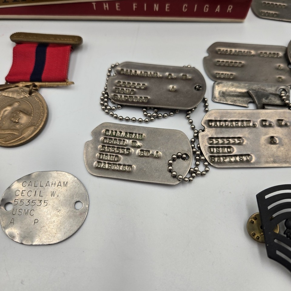 Vtg Original Named WW2 USMC High Rank Marine Armed Forces Medals Dog ...