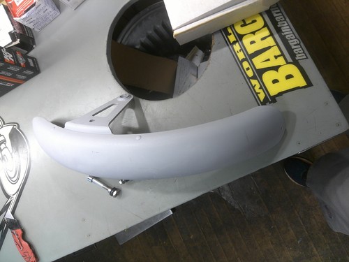 Harley Front METAL Fender Softail Springer w/ Chrome Mounts 93-06 FXSTS ...